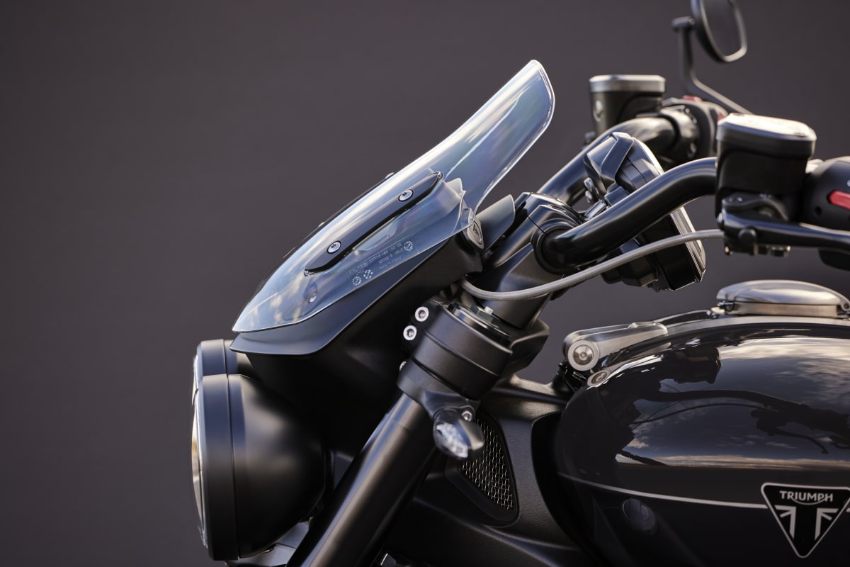 Rocket ⏐Triumph Motorcycles - Schedule a Test Ride – Moto Montreal Cycle